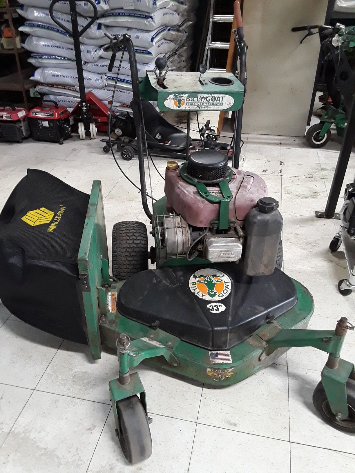 Billy Goat 33 Inch Tripe Blade Mower for Sale in La Mirada, CA - OfferUp