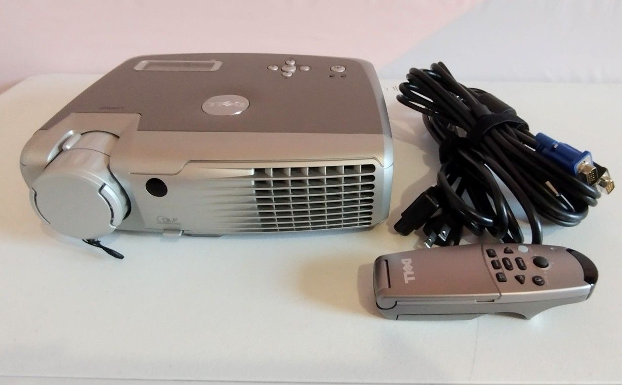 Dell 3300MP Projector for Sale in El Monte, CA - OfferUp