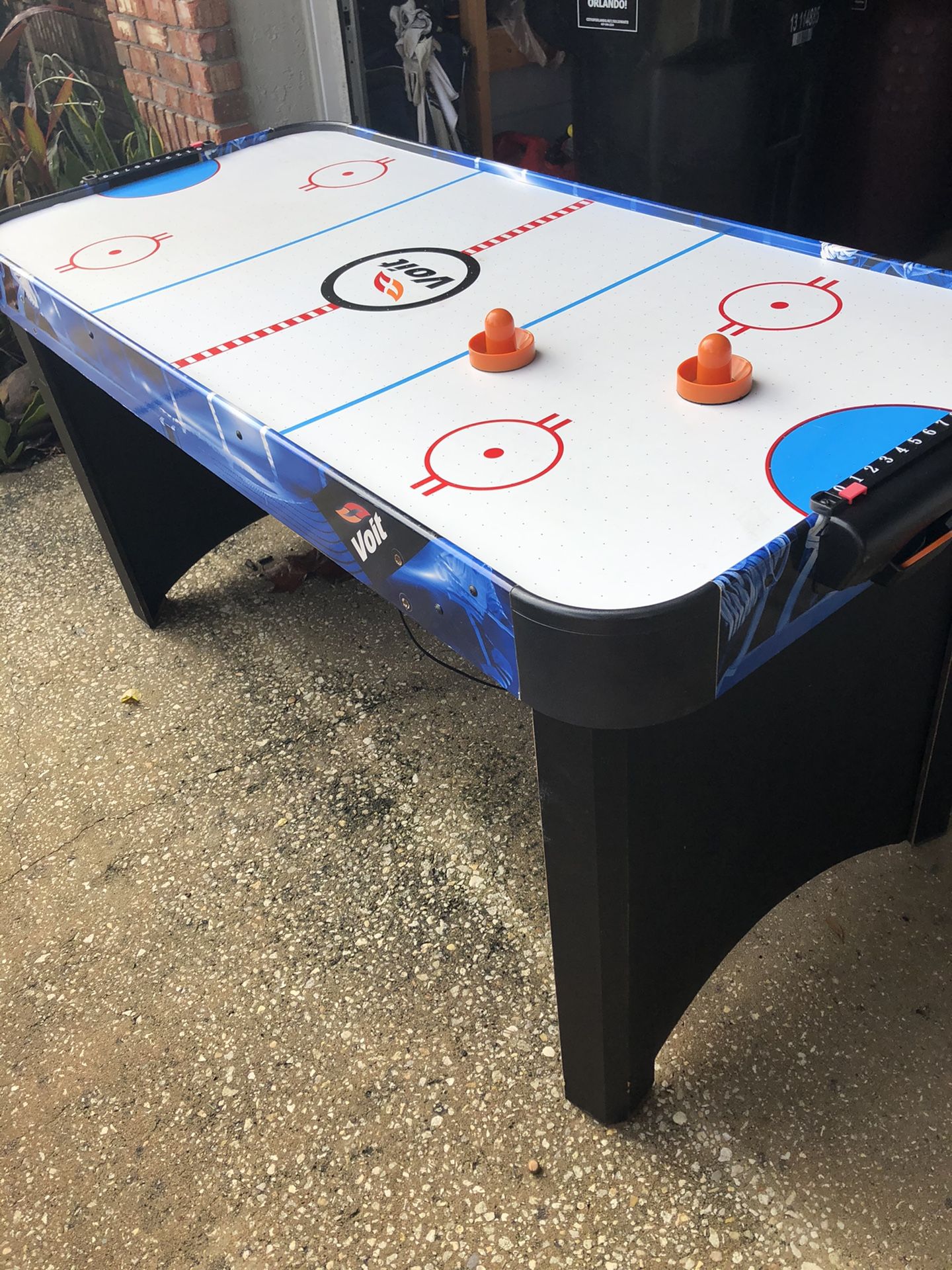 Voit Air Hockey Table 60” Complete Set for Sale in Belle Isle, FL - OfferUp