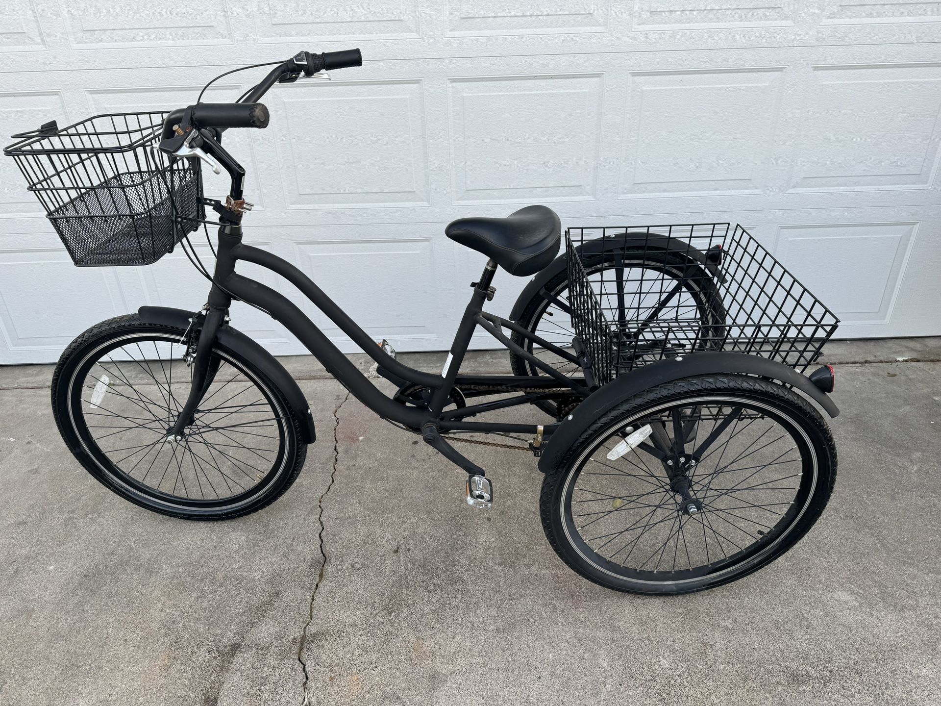 sixthreezero EVRYjourney 26 Inch 7-Speed Hybrid Adult Tricycle with ...