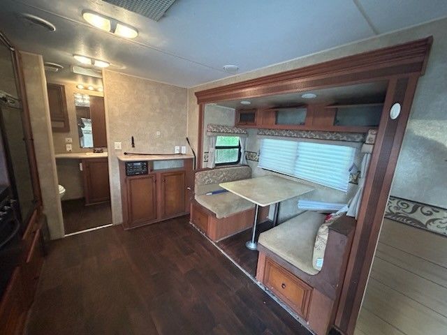 2012 Kz spree 31ft 31ft for Sale in North Palm Beach, FL - OfferUp