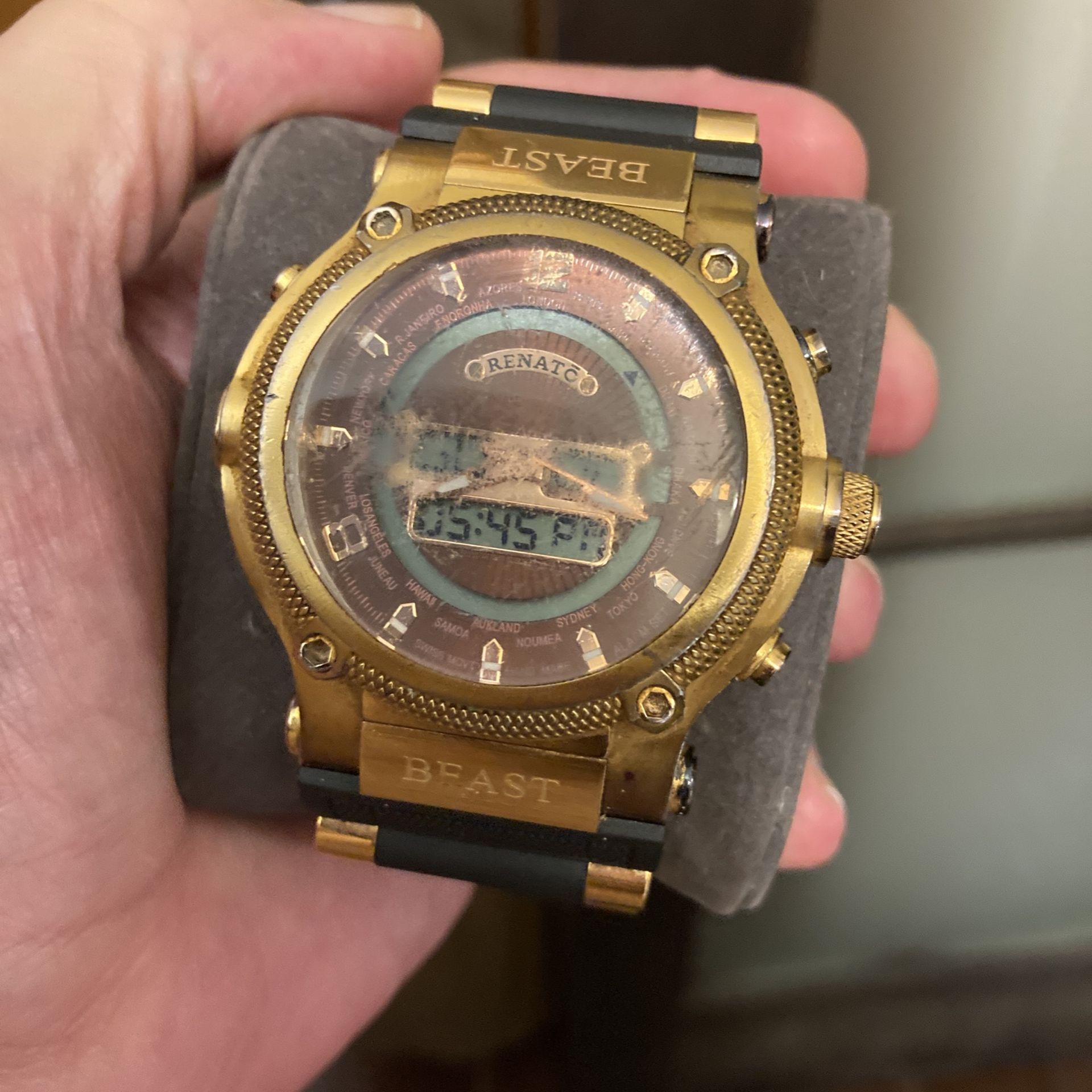 RENATO BEAST ANI-DIGI WATCH for Sale in Belle Isle, FL - OfferUp