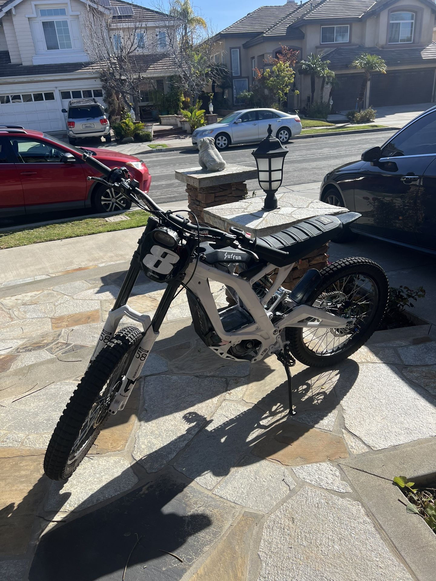 Surron Light Bee X (No Trades) for Sale in Anaheim, CA - OfferUp