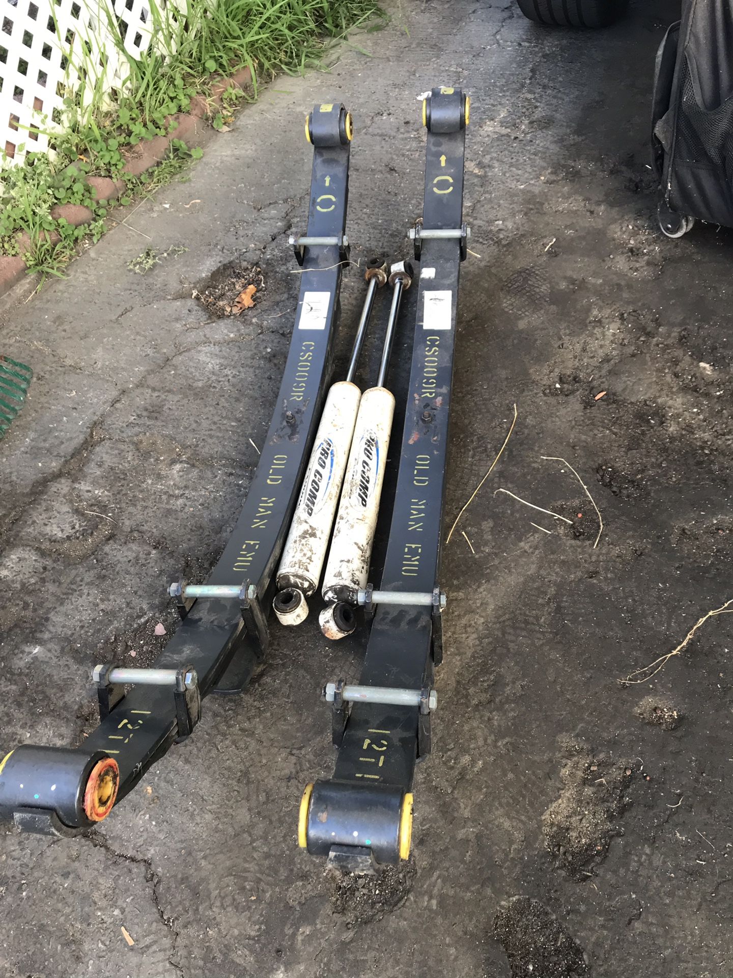 Toyota 4Runner/Pick Up 4x4 leaf springs for Sale in Anaheim, CA - OfferUp