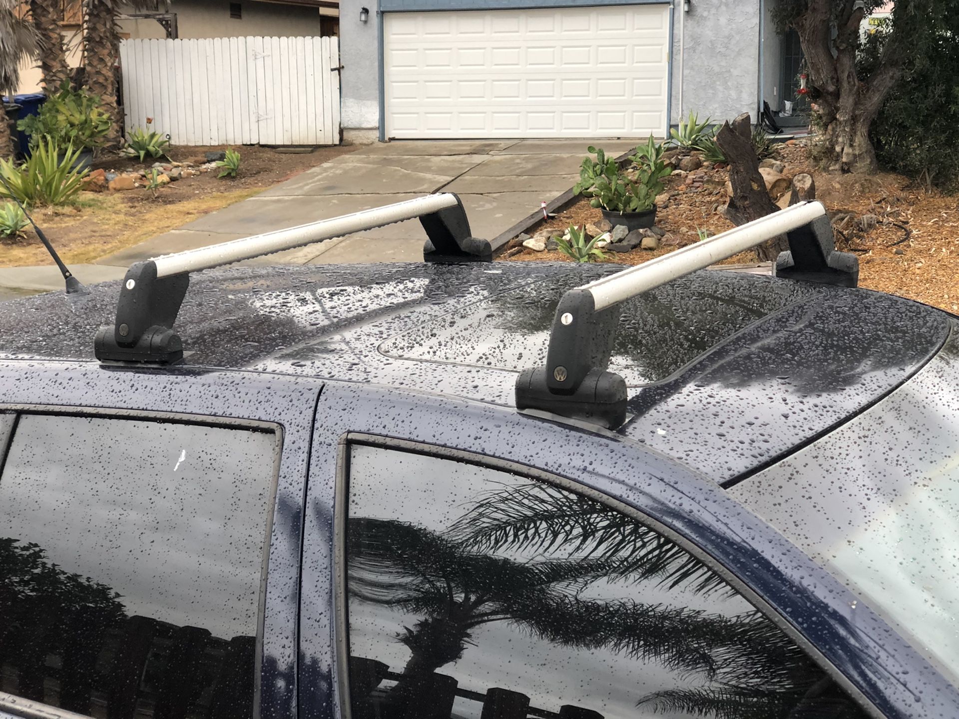 OEM VW THULE roof-rack for MK4 Golf, Jetta, beetle, Gti, R-32 for Sale ...