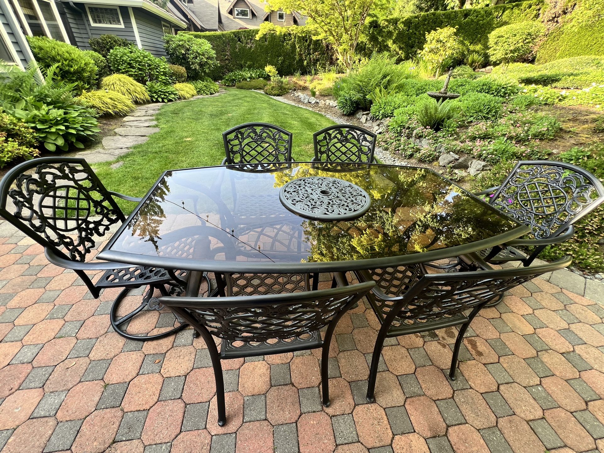 Patio Table & Chairs for Sale in Covington, WA - OfferUp