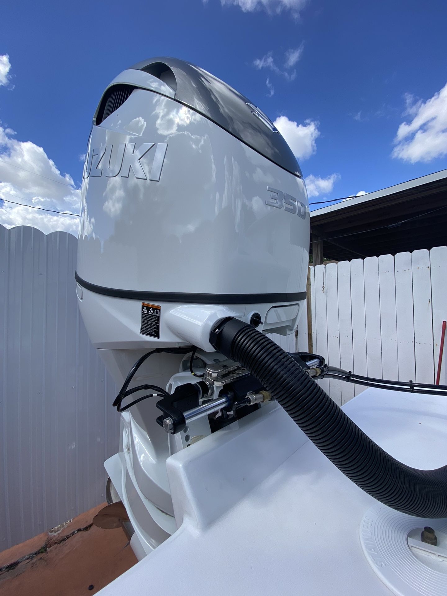 Whitewater 25 for Sale in Hialeah Gardens, FL - OfferUp