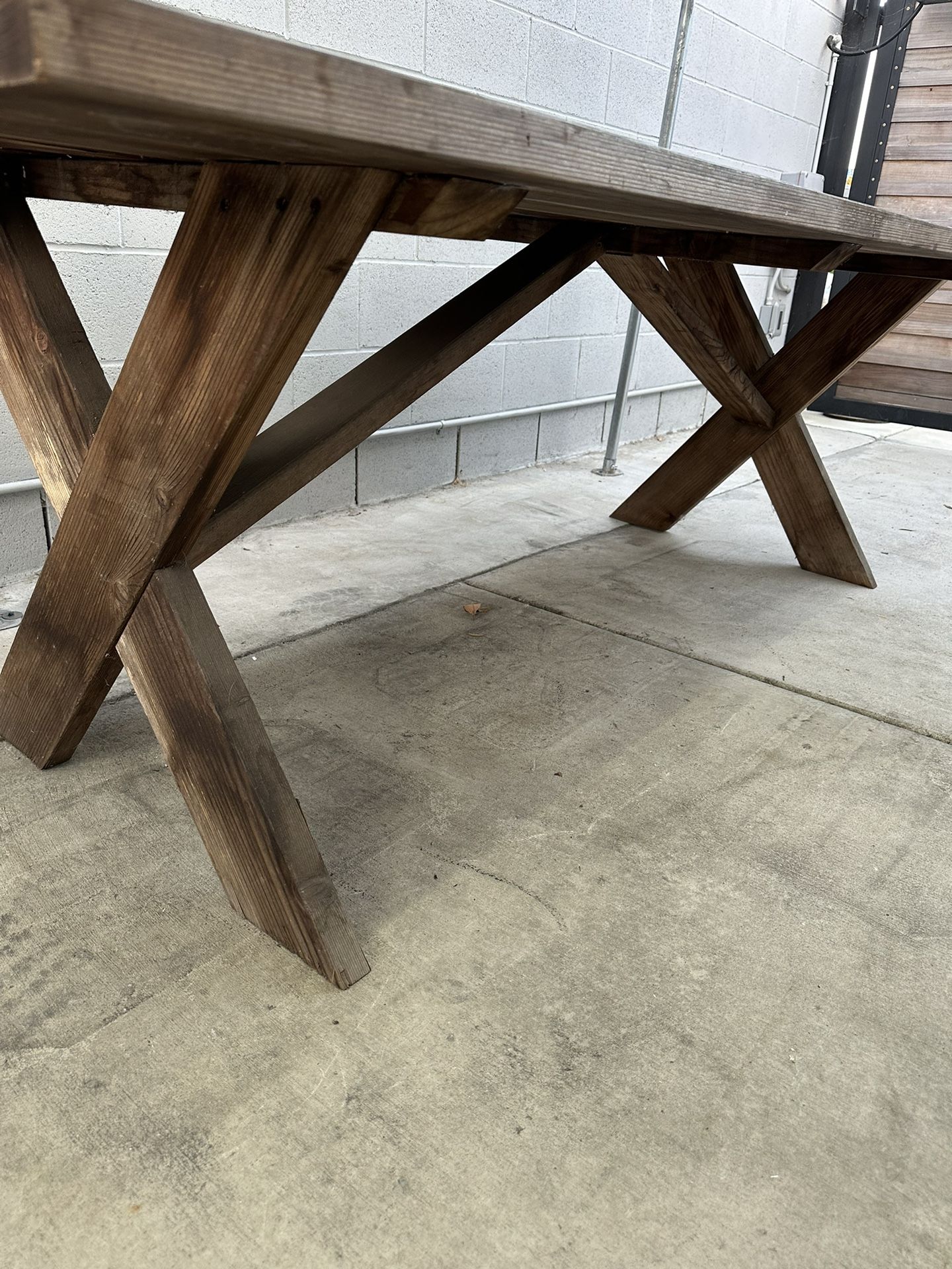 Redwood Table for Sale in Gardena, CA - OfferUp