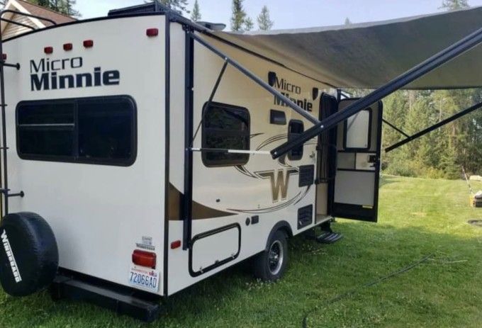2018 Winnebago Micro Minnie for Sale in Federal Way, WA - OfferUp
