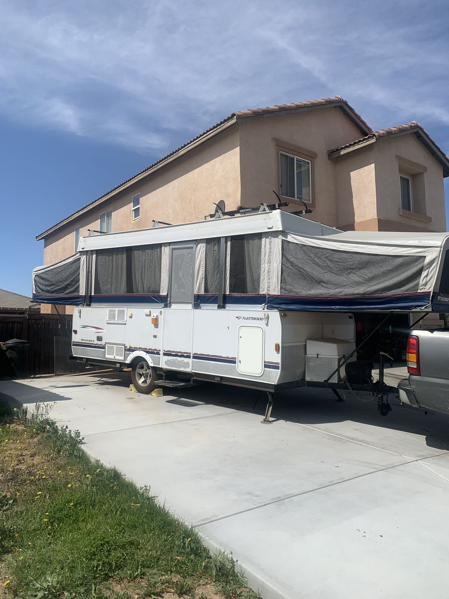 2005 Pop Up Trailer for Sale in Hesperia, CA - OfferUp