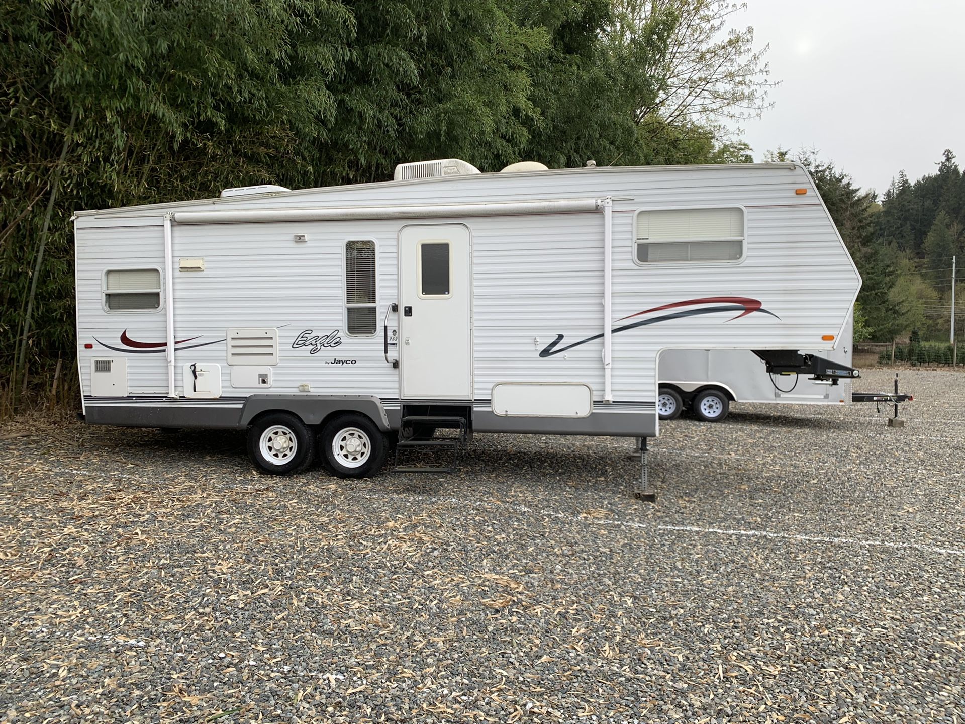 2004 Jayco Eagle 26FT 5th Wheel With Super Slide for Sale in Fife, WA ...