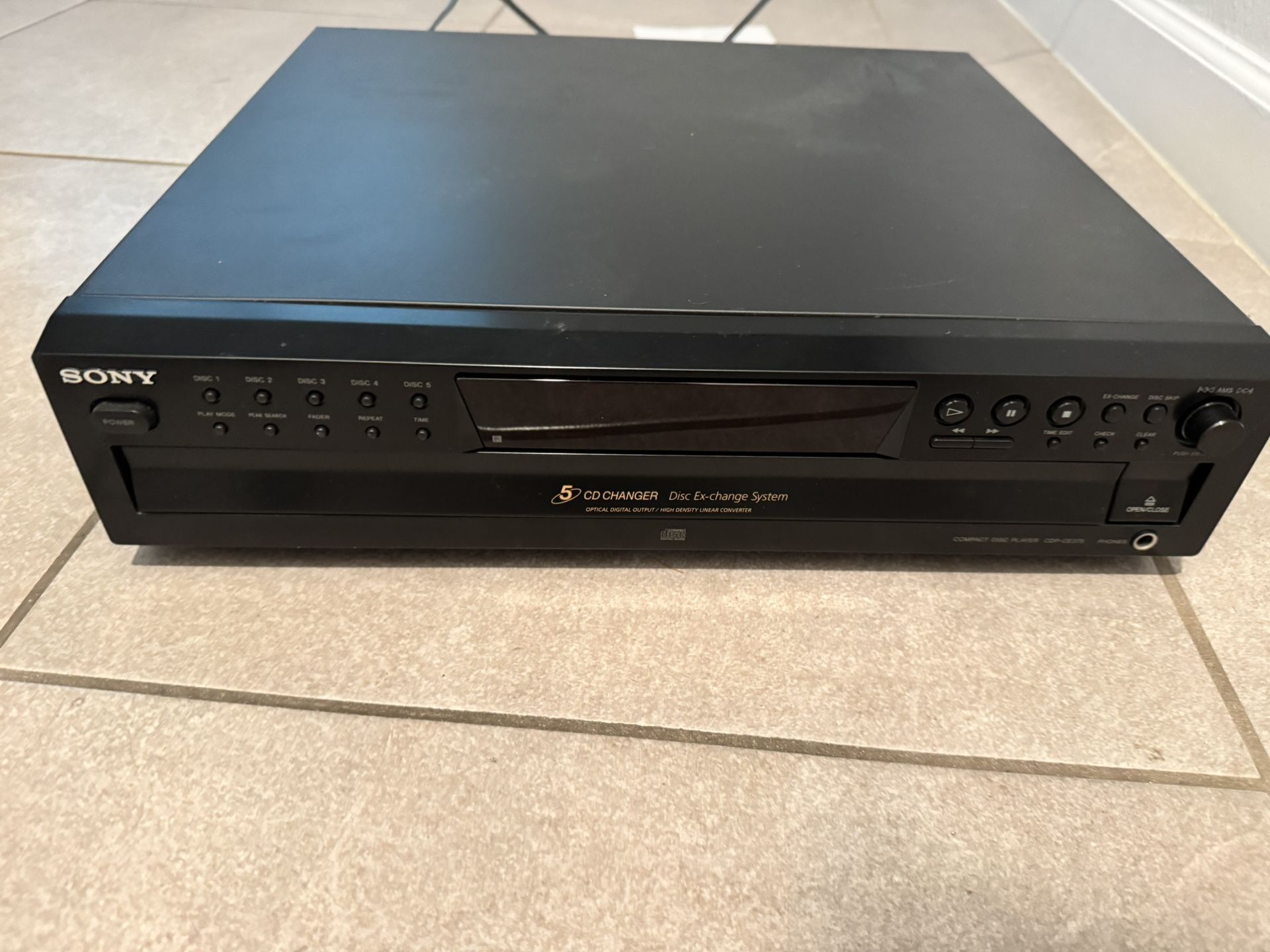 Sony 5-Disc CD Changer Optical Digital Audio and Disc Exchange CDP ...