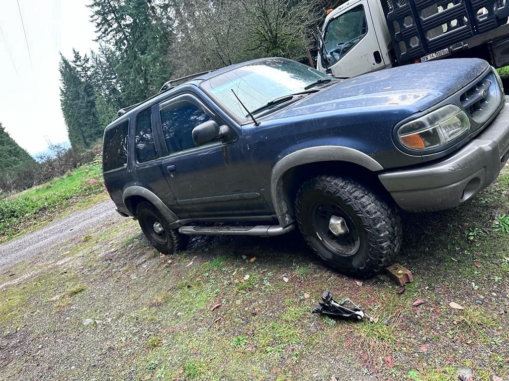 1999 Ford Explorer for Sale in Bothell, WA - OfferUp