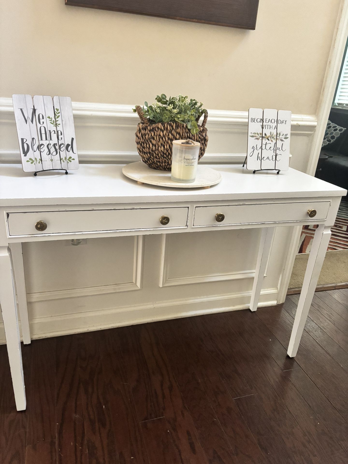 Distressed Entryway Table for Sale in Clayton, NC - OfferUp