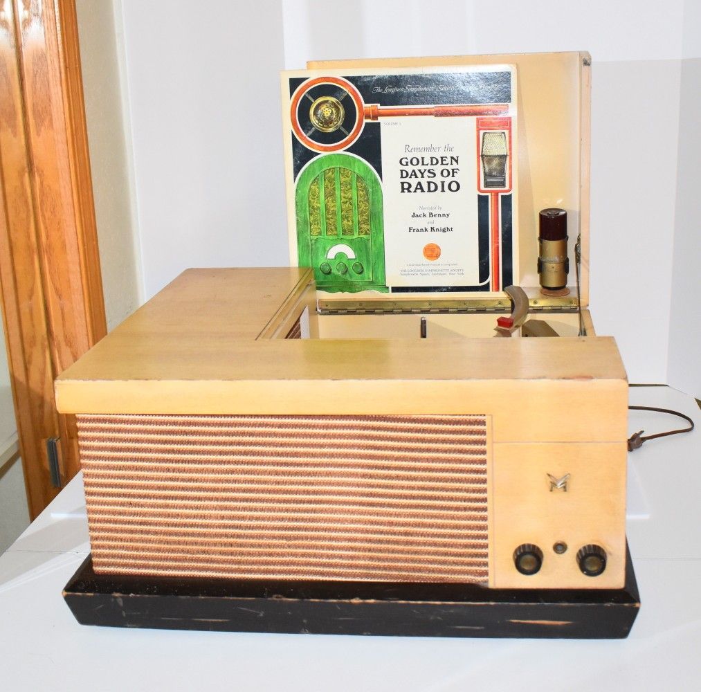 Vintage Mid-Century VM Tri-O-Matic Consolette Record player for Sale in ...