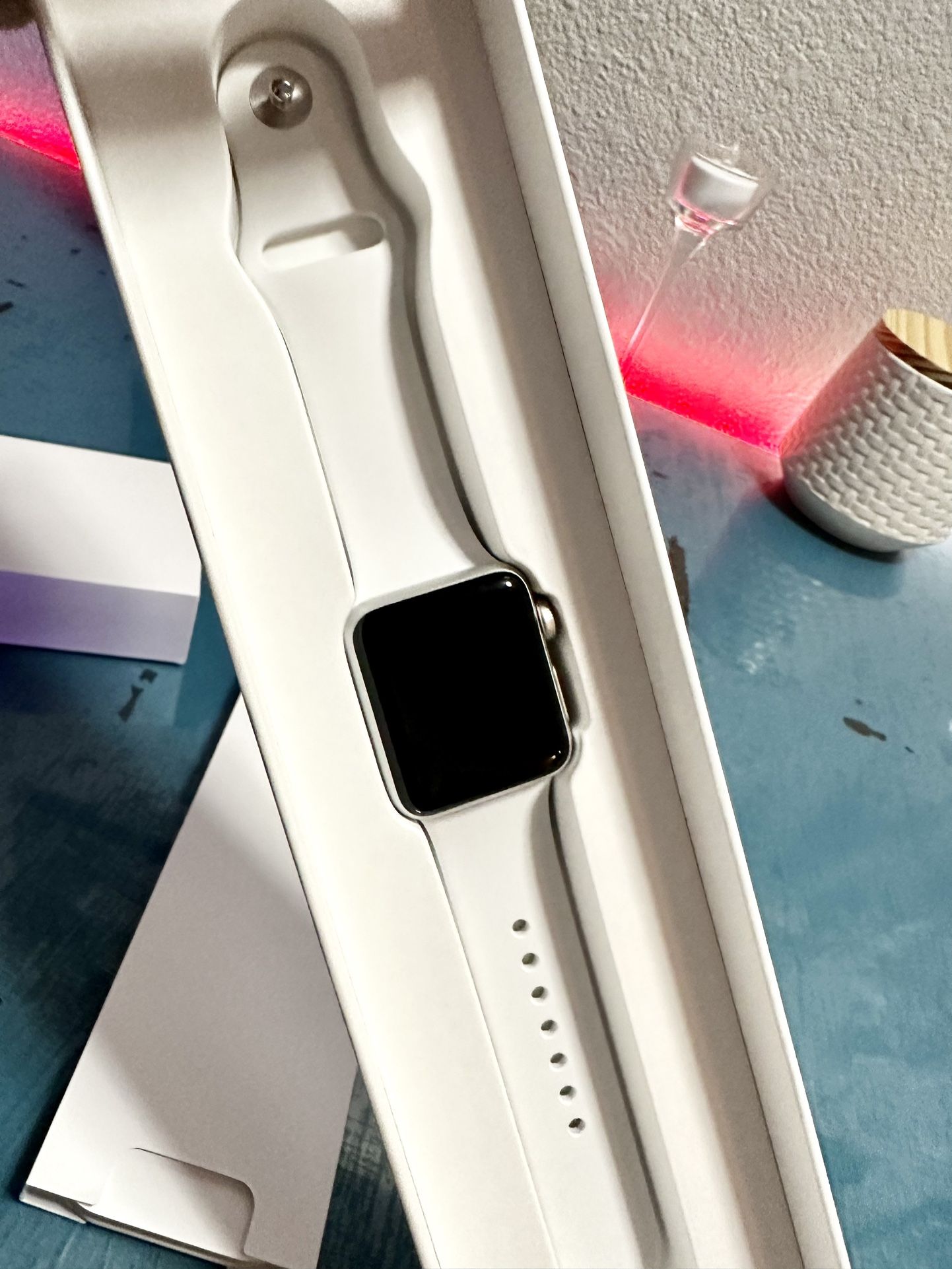Apple Series 3 Watch - 38 mm Silver Wifi for Sale in Mesa, AZ - OfferUp