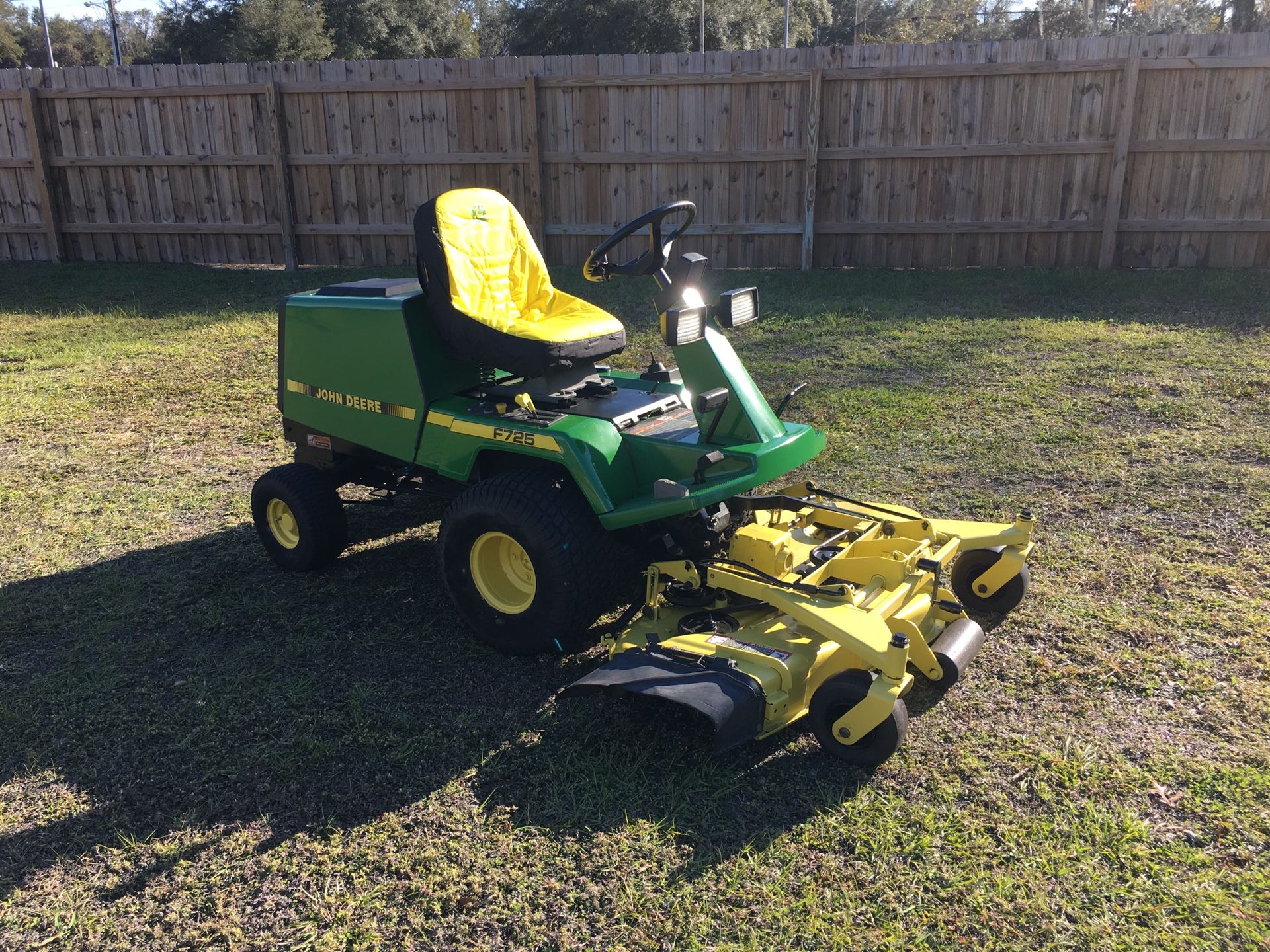 Tractor John Deere Z Trac F725 front mow 54” Trade for Sale in Spring ...