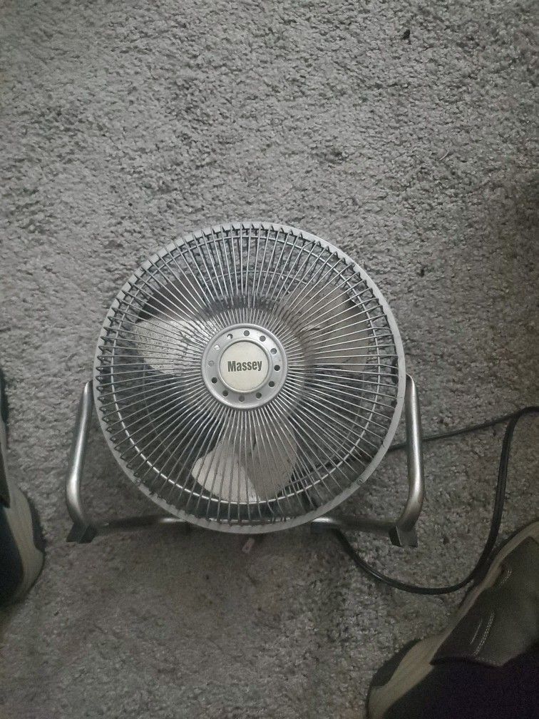 Massey MF-9 9" High Velocity 3-Speed Floor Desk Fan Silver VGC EUC for ...