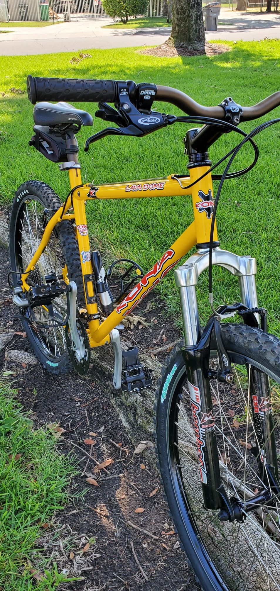 Kona Lava Dome Hardtail Mountain bike 26'Adult /Bicicleta de Montaña ...