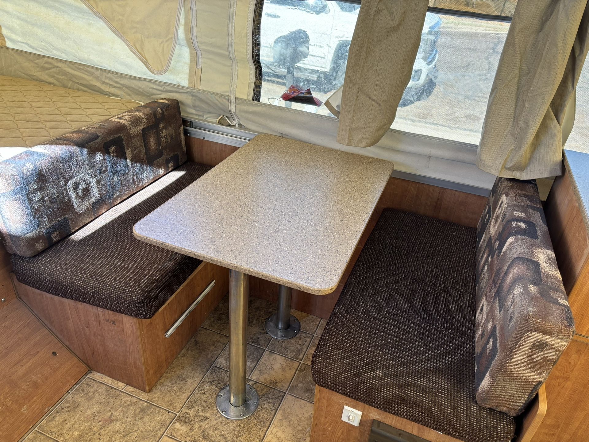 2009 Rockwood Pull pop-up camper tent for Sale in Phoenix, AZ - OfferUp