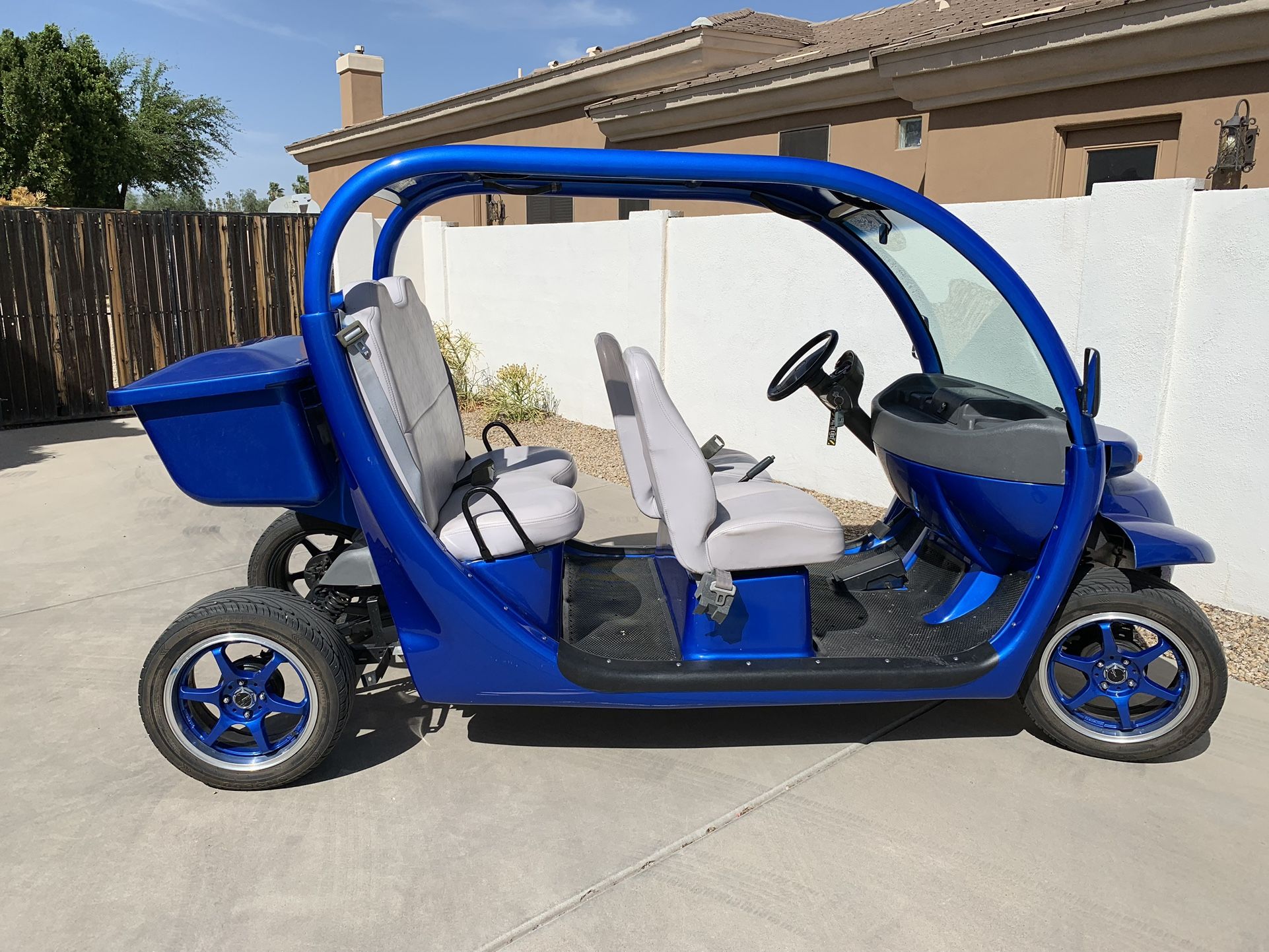 2001 GEM 825 Electric cart for Sale in Litchfield Park, AZ - OfferUp