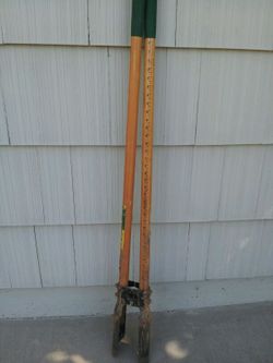 Vigoro post hole digger store