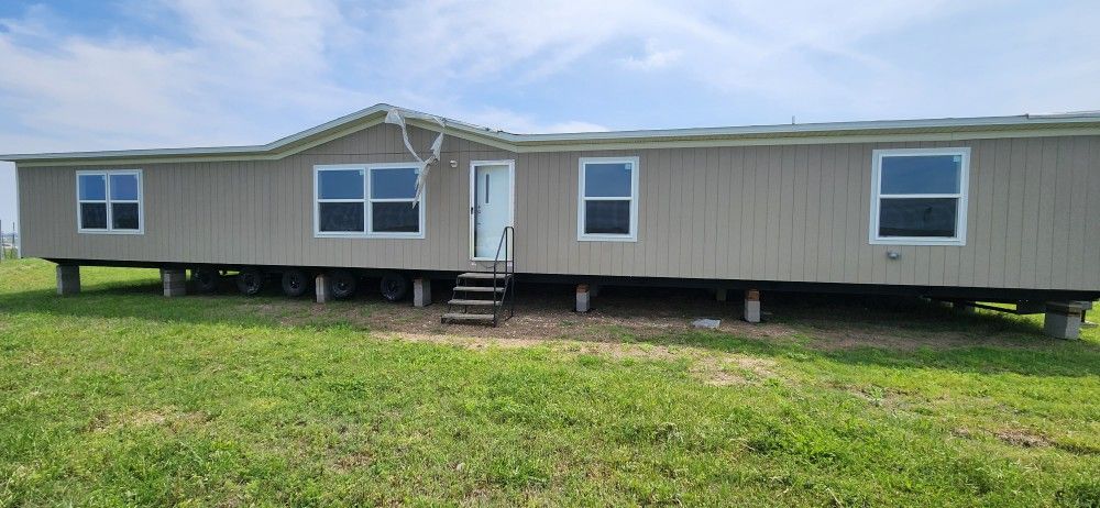 5 Bedroom 3 Bath Doublewide. Triumph. Tru. Ready To Deliver. Easy ...