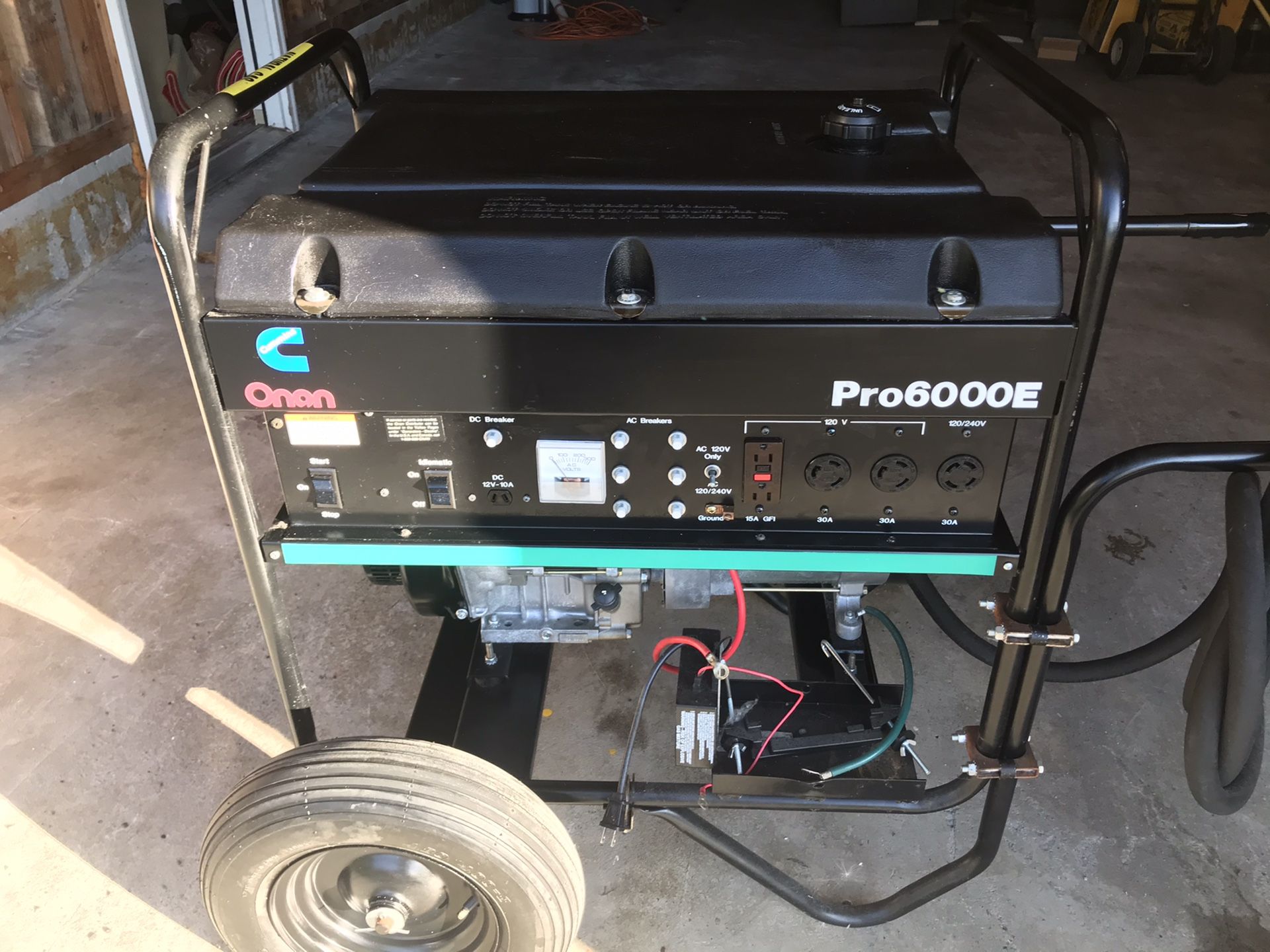 Cummins Onan Pro 6000 watt Generator Dual Fuel Natural Gas or Gasoline ...