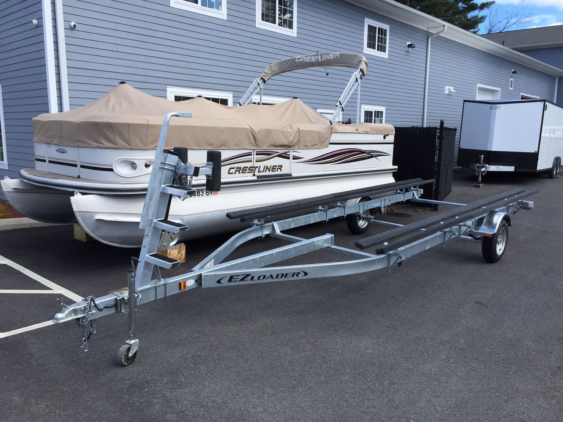 2019 EZ Loader pontoon boat trailer ezp 20-22 2700 will trade for Sale ...