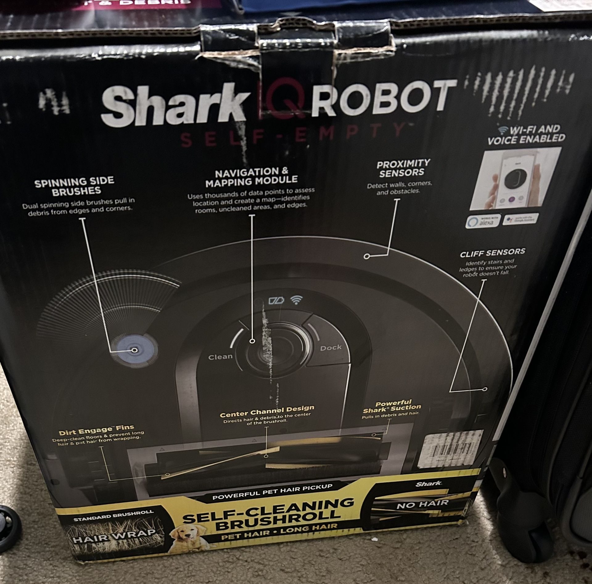 Electric Shark Iq Robot Self Empty for Sale in Irvine, CA - OfferUp