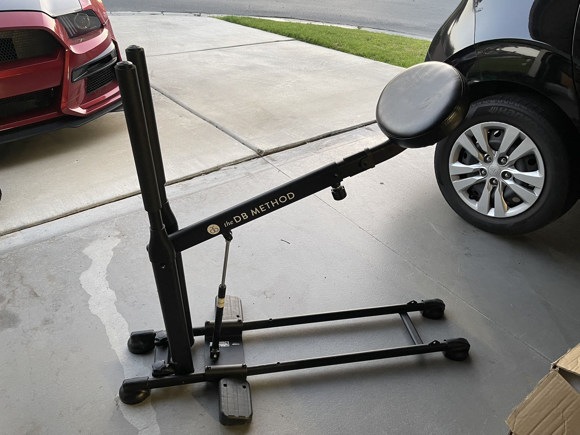 The DB Method Squat Machine for Sale in Riverside, CA - OfferUp