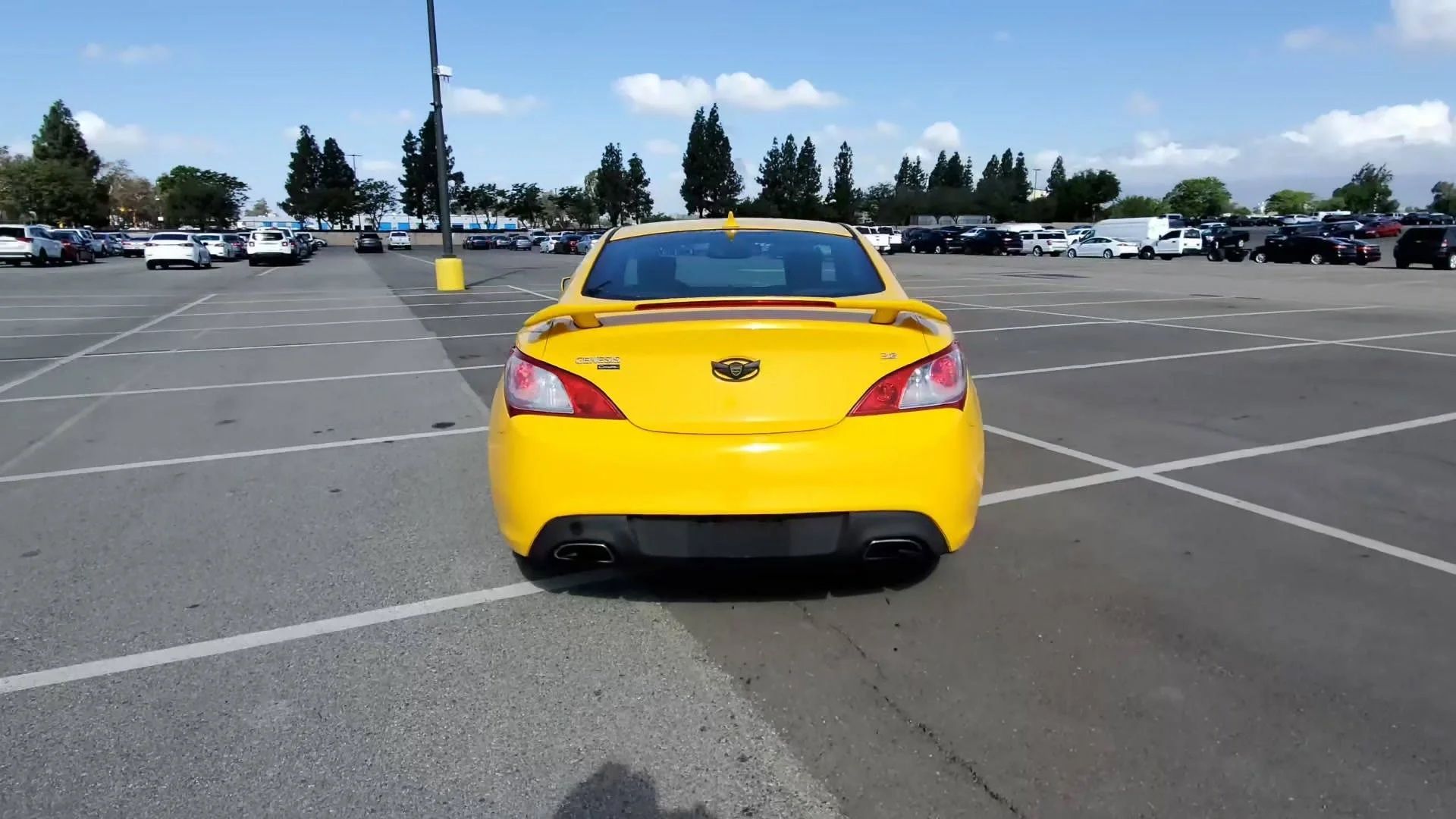 Hyundai Genesis Coupe Trunk And Spoiler for Sale in Peoria, AZ - OfferUp