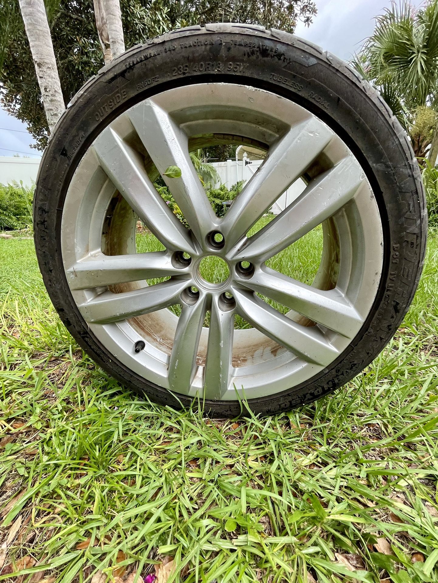 VW Eos Rim for Sale in Debary, FL - OfferUp