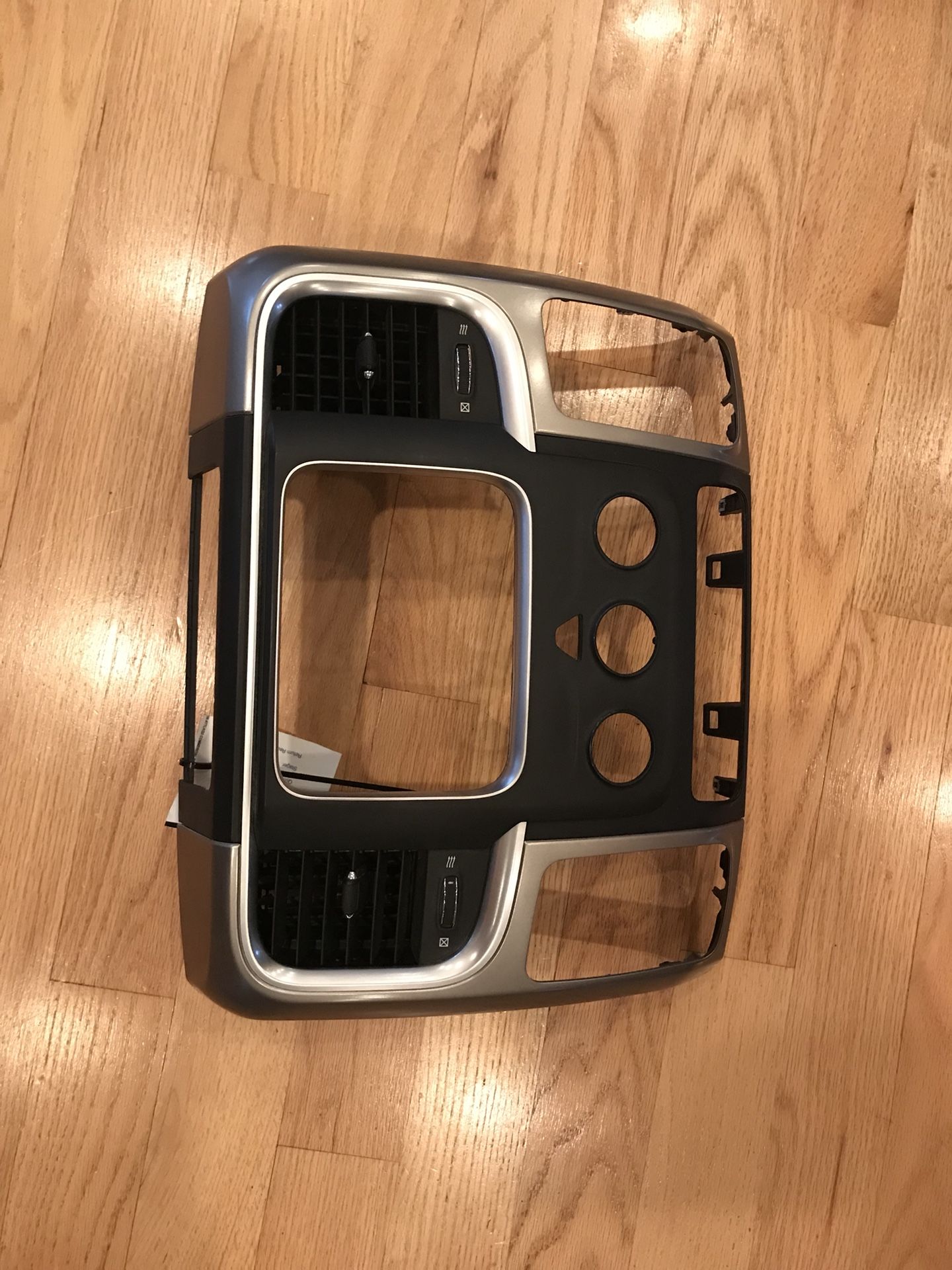 Dodge Ram radio trim bezel 09-18 Ram 1500-2500 for Sale in Arlington ...