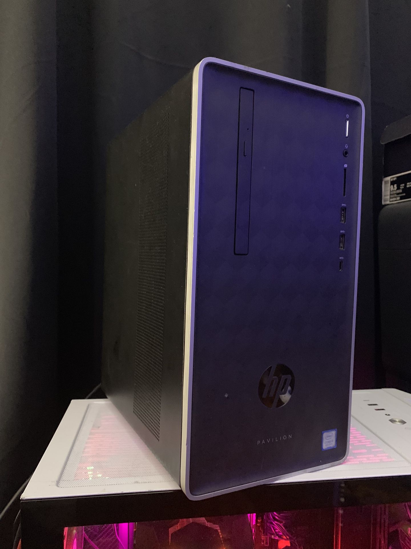 HP Pavilion 590 Windows 10 Desktop Computer for Sale in Ringwood, NJ ...