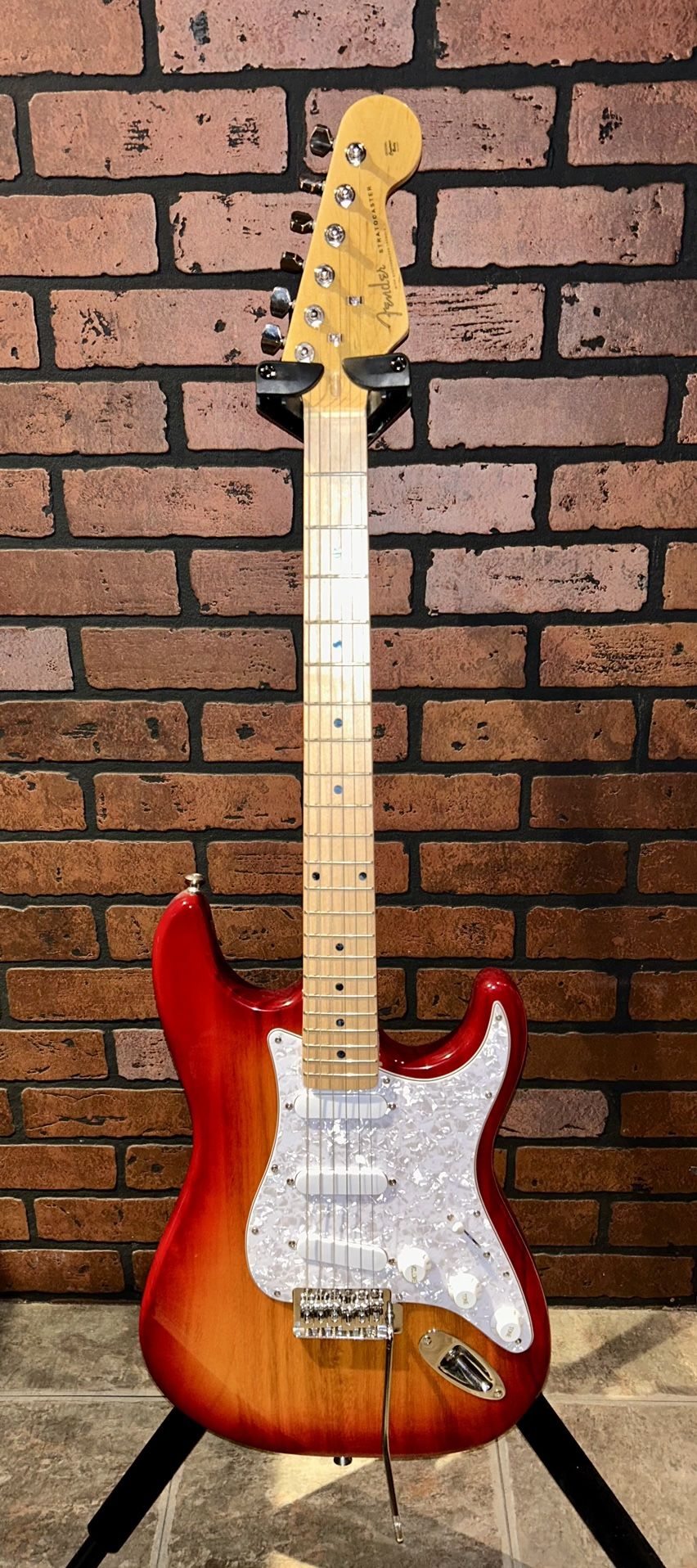 Fender Strat Electric Guitar (Partscaster) for Sale in Splendora, TX ...