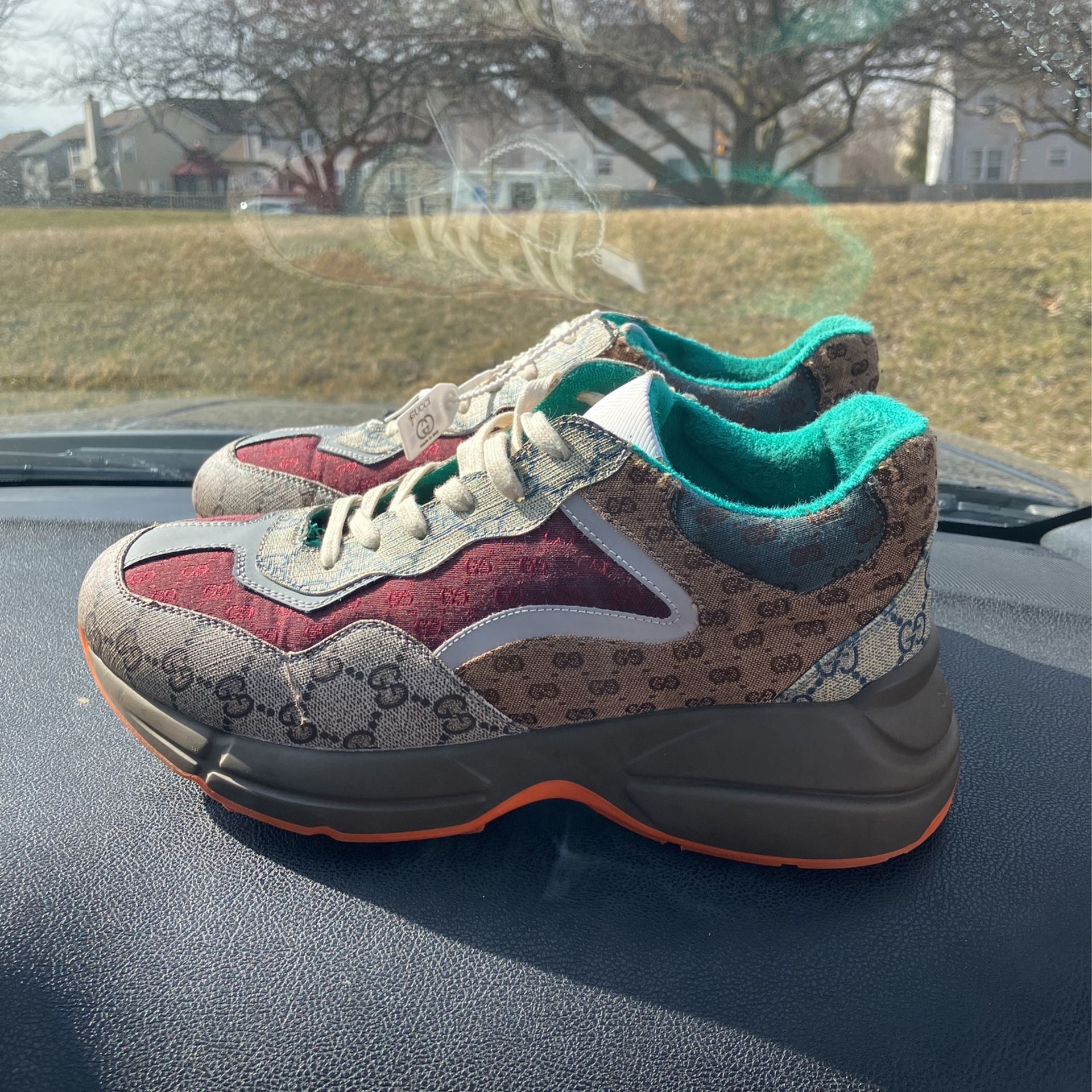 Gucci Rython for Sale in Aurora, IL - OfferUp