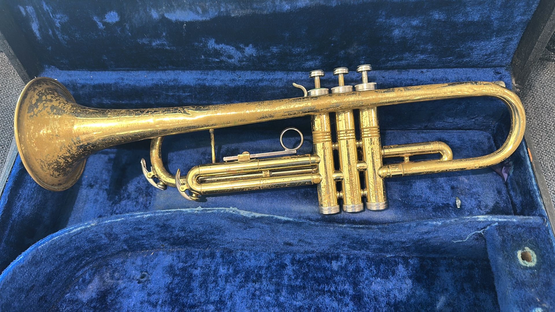 Conn Director Trumpet for Sale in Santa Ana, CA - OfferUp