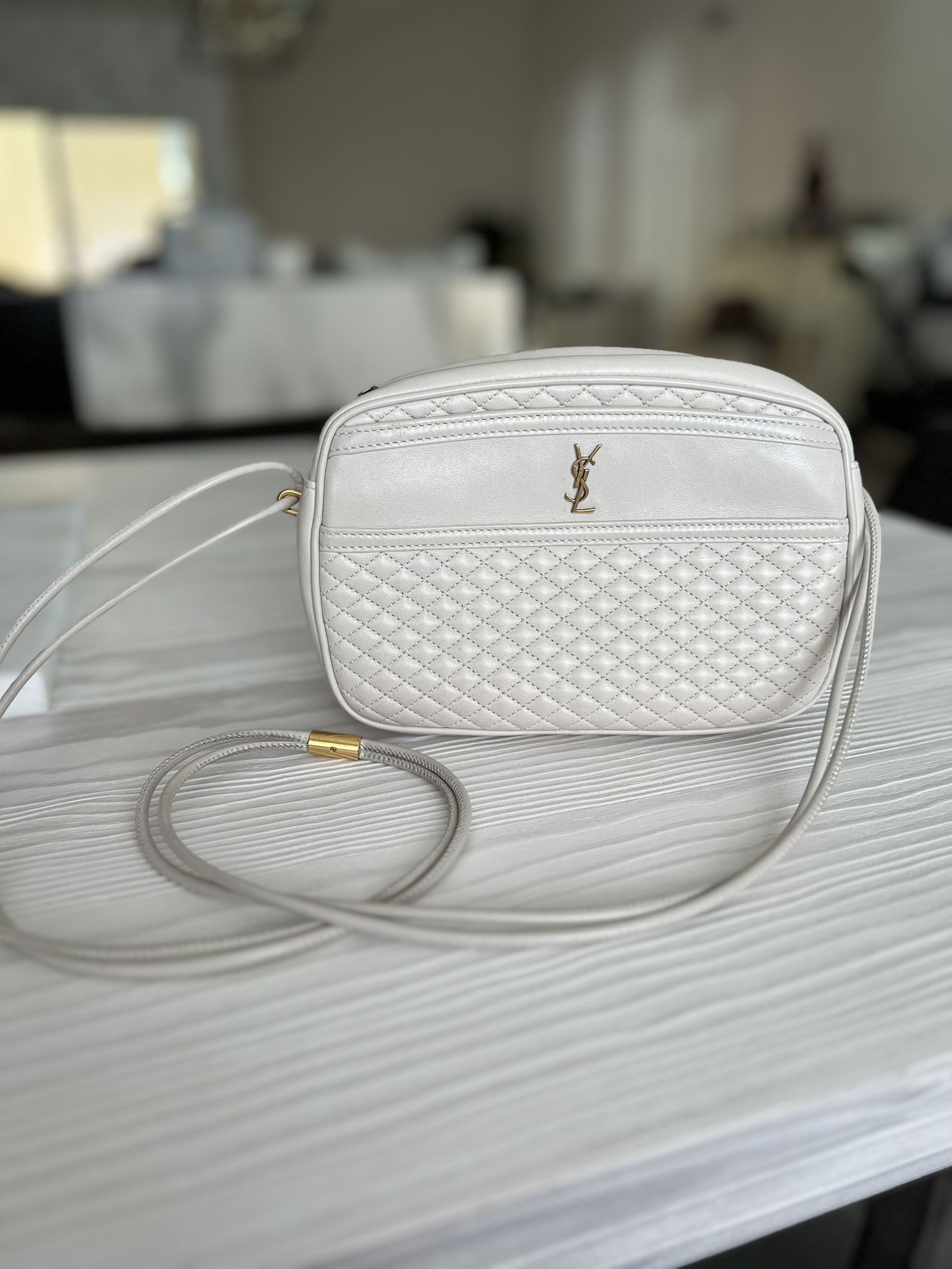 Authentic Saint Laurent Victoire Camera YSL Monogram Off White ...