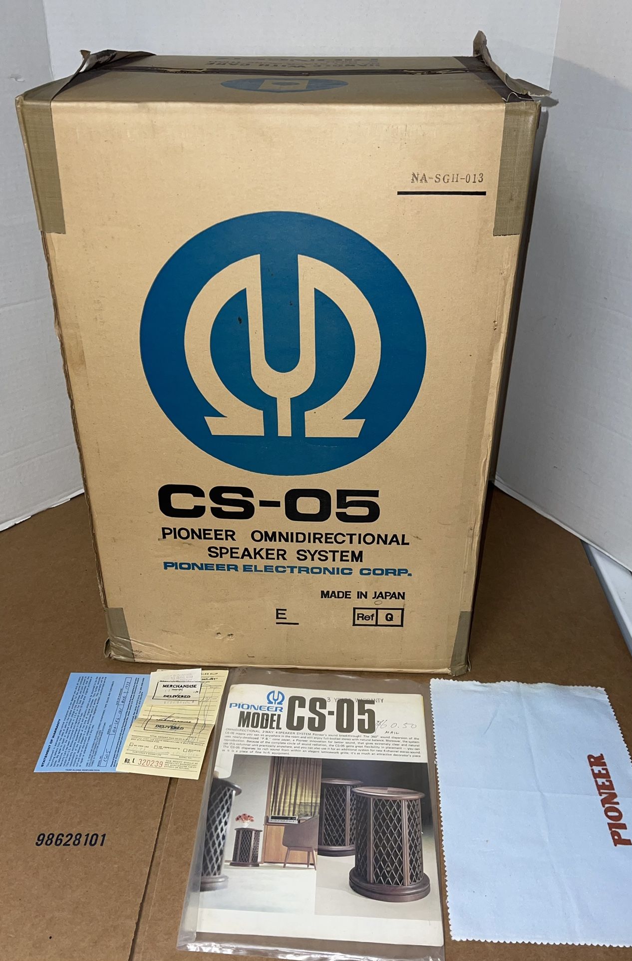 Pair Of Vintage Pioneer CS-05 Omnidirectional 2 Way 4 Speaker System ...