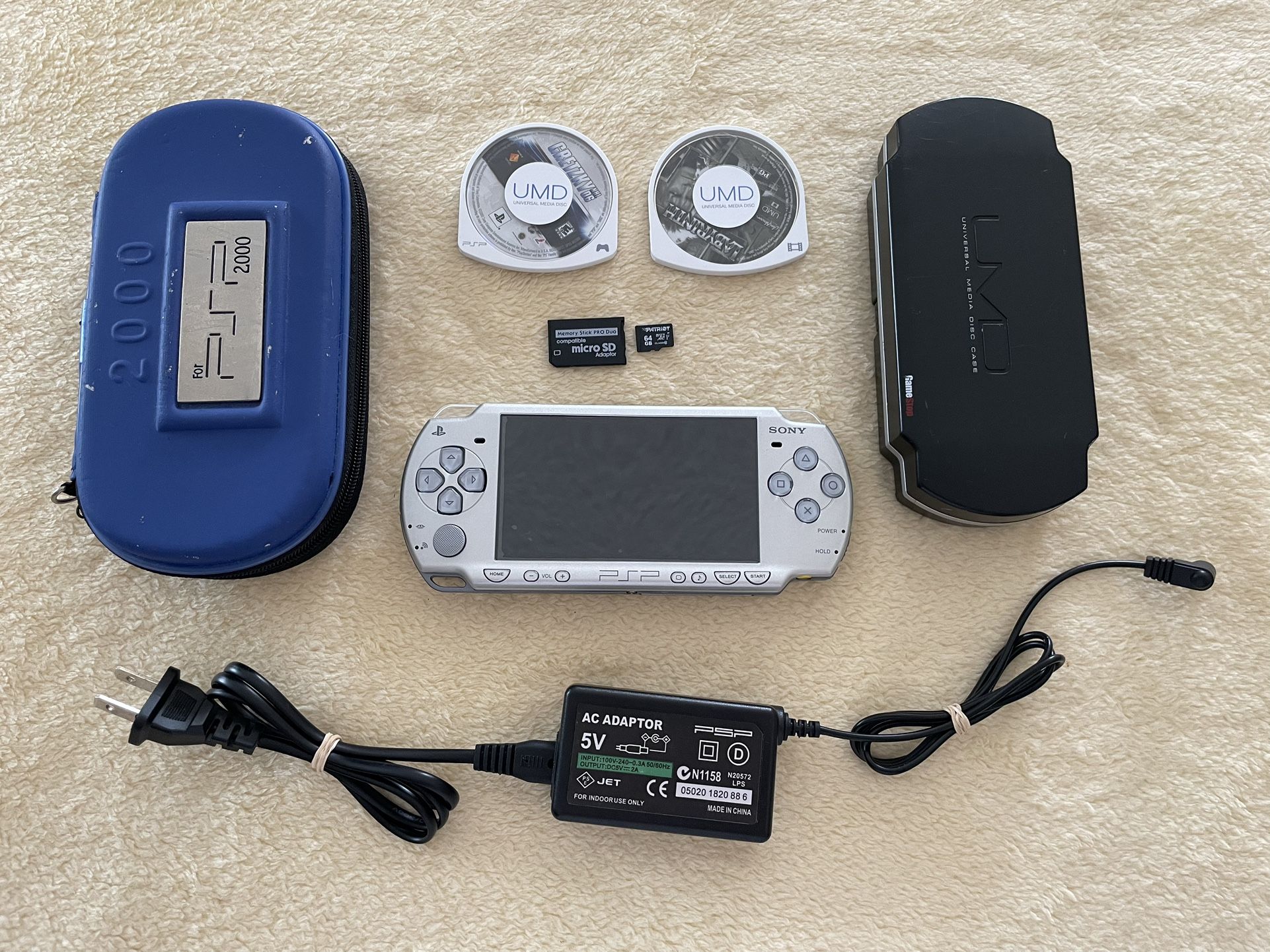 Sony PlayStation Portable Psp 2000 Silver w/ 7000+ Games Saved for Sale ...