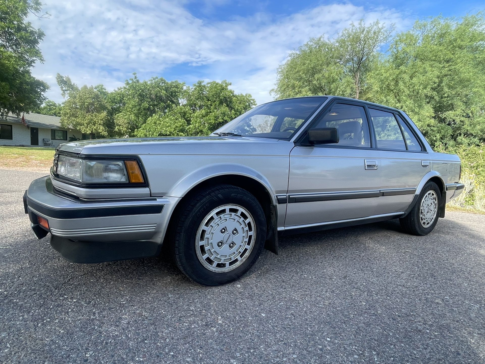1985 Nissan Maxima for Sale in Phoenix, AZ - OfferUp