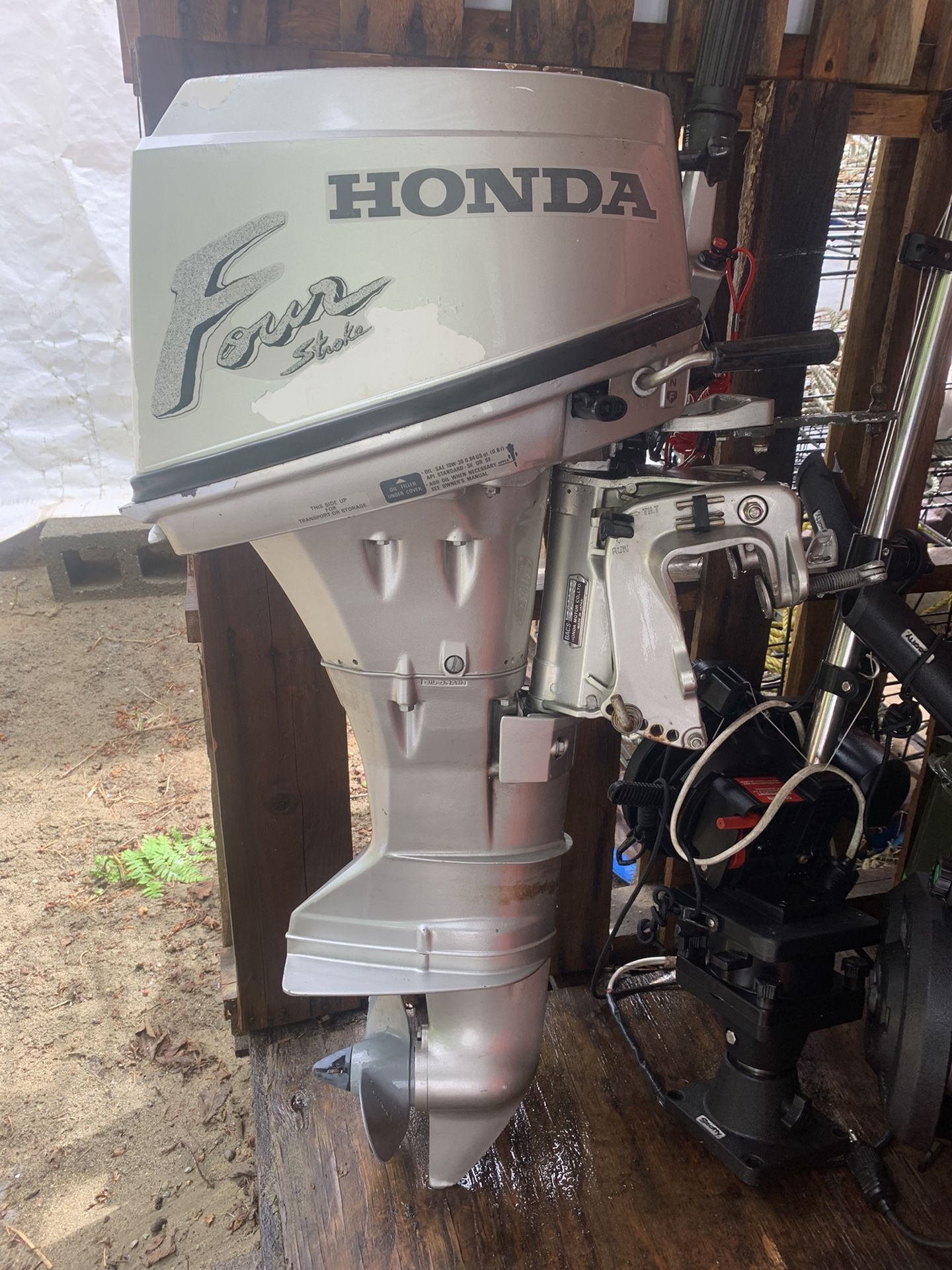 2000 Honda 8 HP for Sale in Clinton, WA - OfferUp