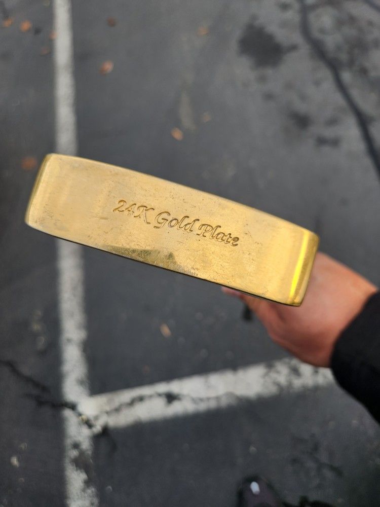 24k Gold Plated Putter for Sale in Fremont, CA - OfferUp