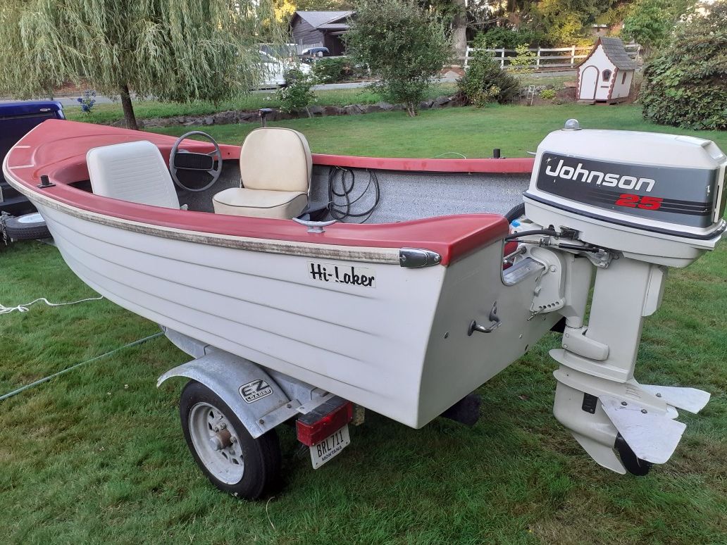 HI-LAKER 12' Fiberglass high bow "Northwest Classic" boat with steering ...