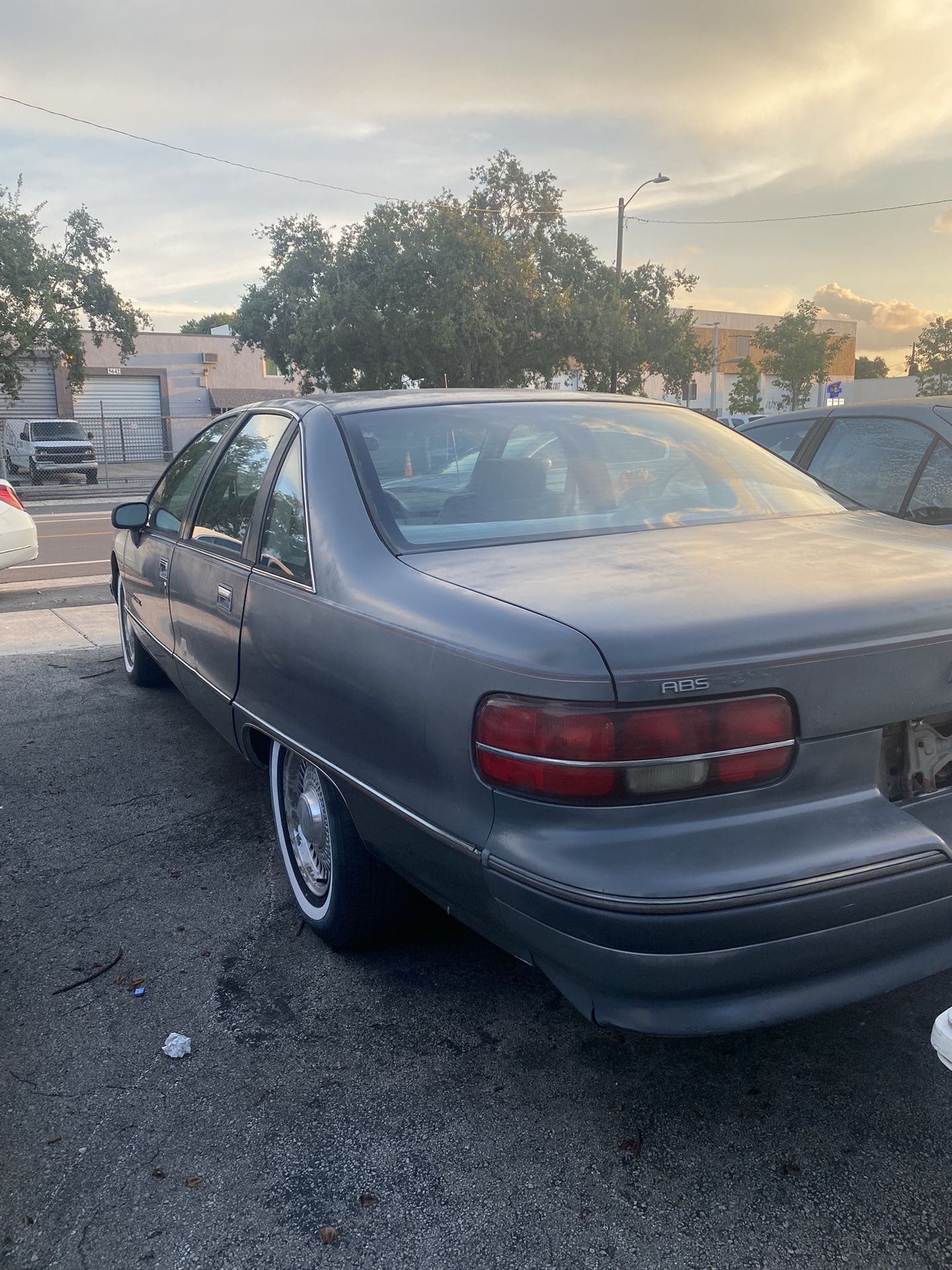 1991 Chevrolet Caprice Classic LTZ for Sale in Miramar, FL - OfferUp