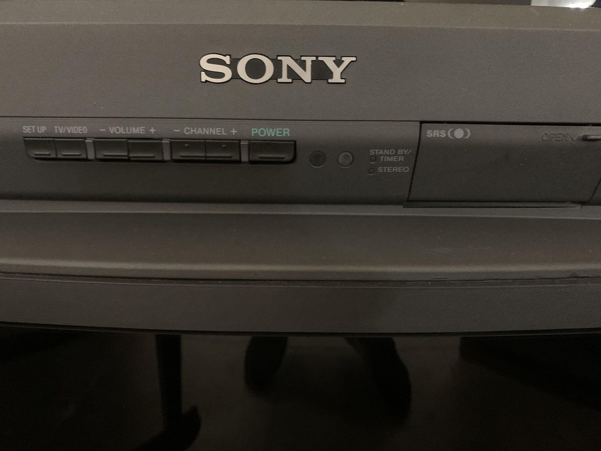 Like New Almost Mint 32” Sony Trinitron CRT Tube Tv With Remote In ...