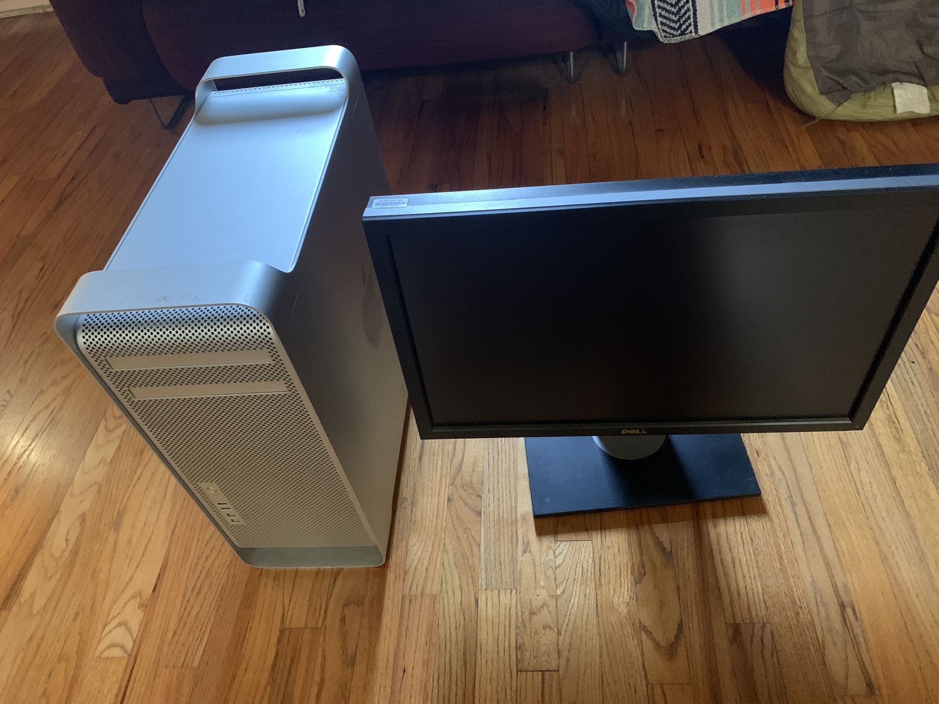 Mac Pro 2009 for Sale in Los Angeles, CA - OfferUp
