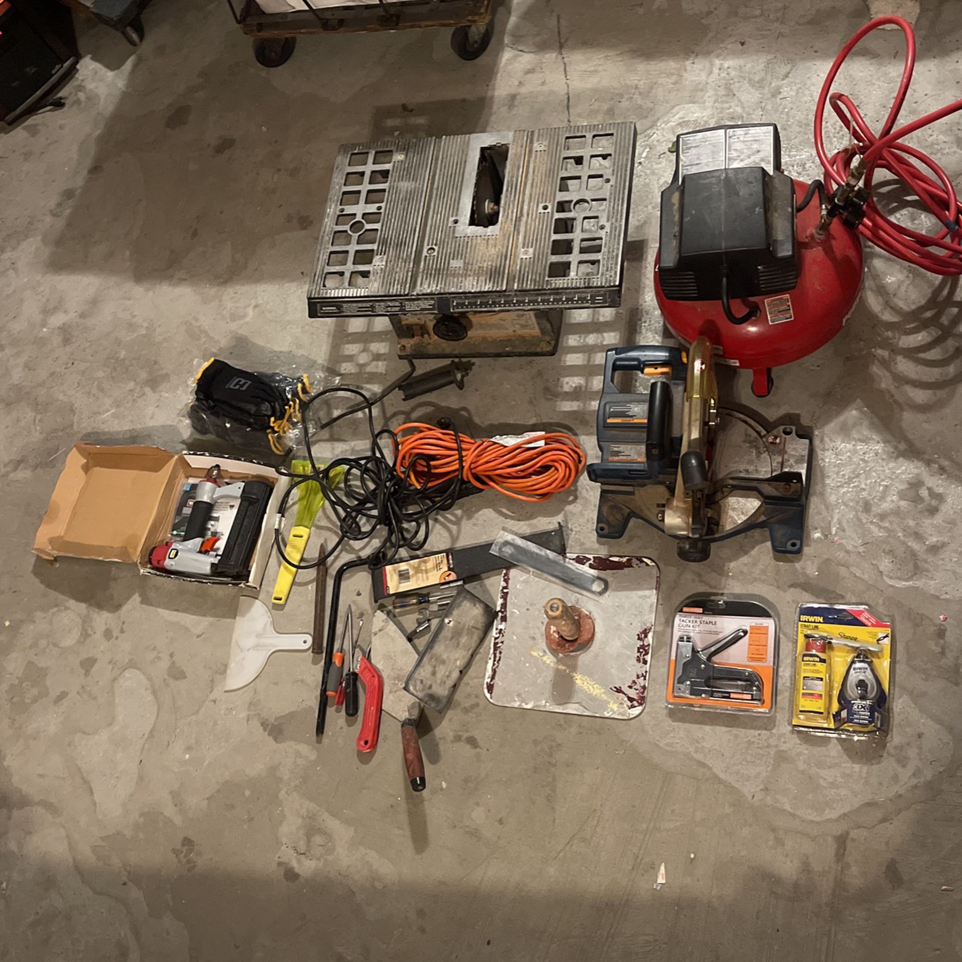 MAKE OFFER , Construction tools , Rockwell Table Saw, Compressor, Ryobi ...