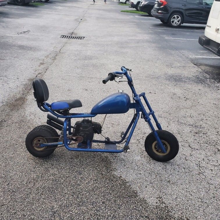 Harley Style Mini Bike. (Apc Pep Boys) 50cc Dual Rear Wheels. Open To ...